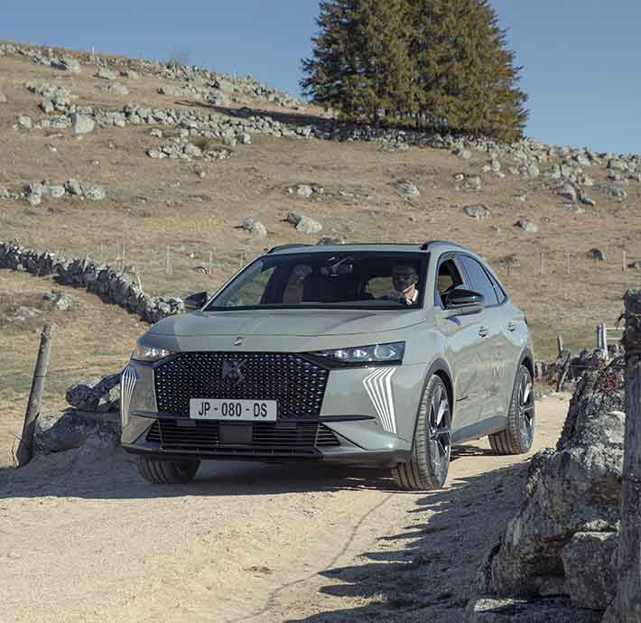 DS 7 - Le SUV Chic et Raffiné - DS Store Valence